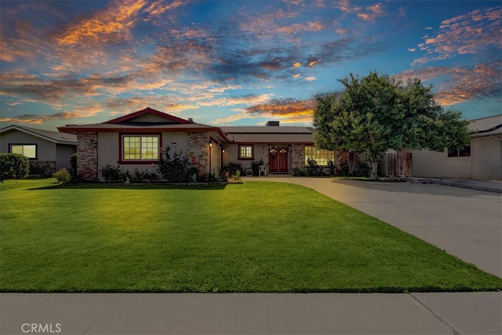 355 Kenwood Drive For Sale, Lemoore, CA 93245 Home | ByOwner