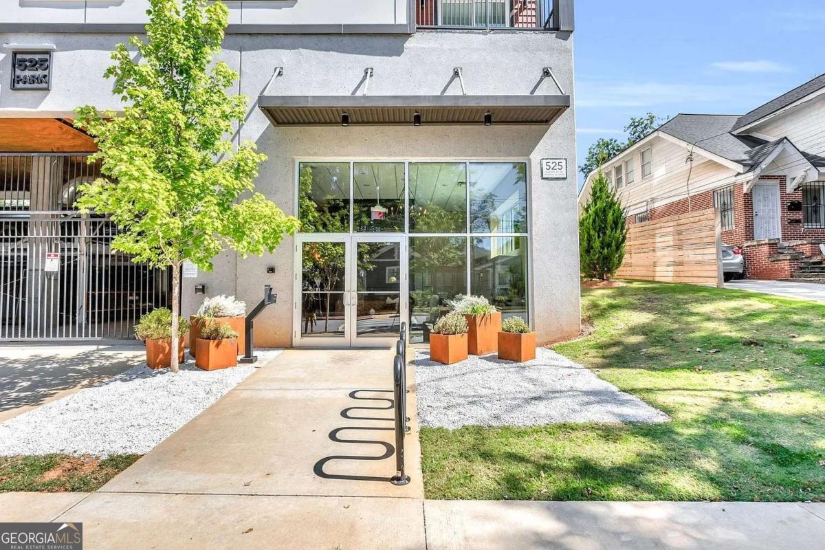 525 Parkway Drive #202 For Rent, Atlanta, GA 30354 Condo | ByOwner