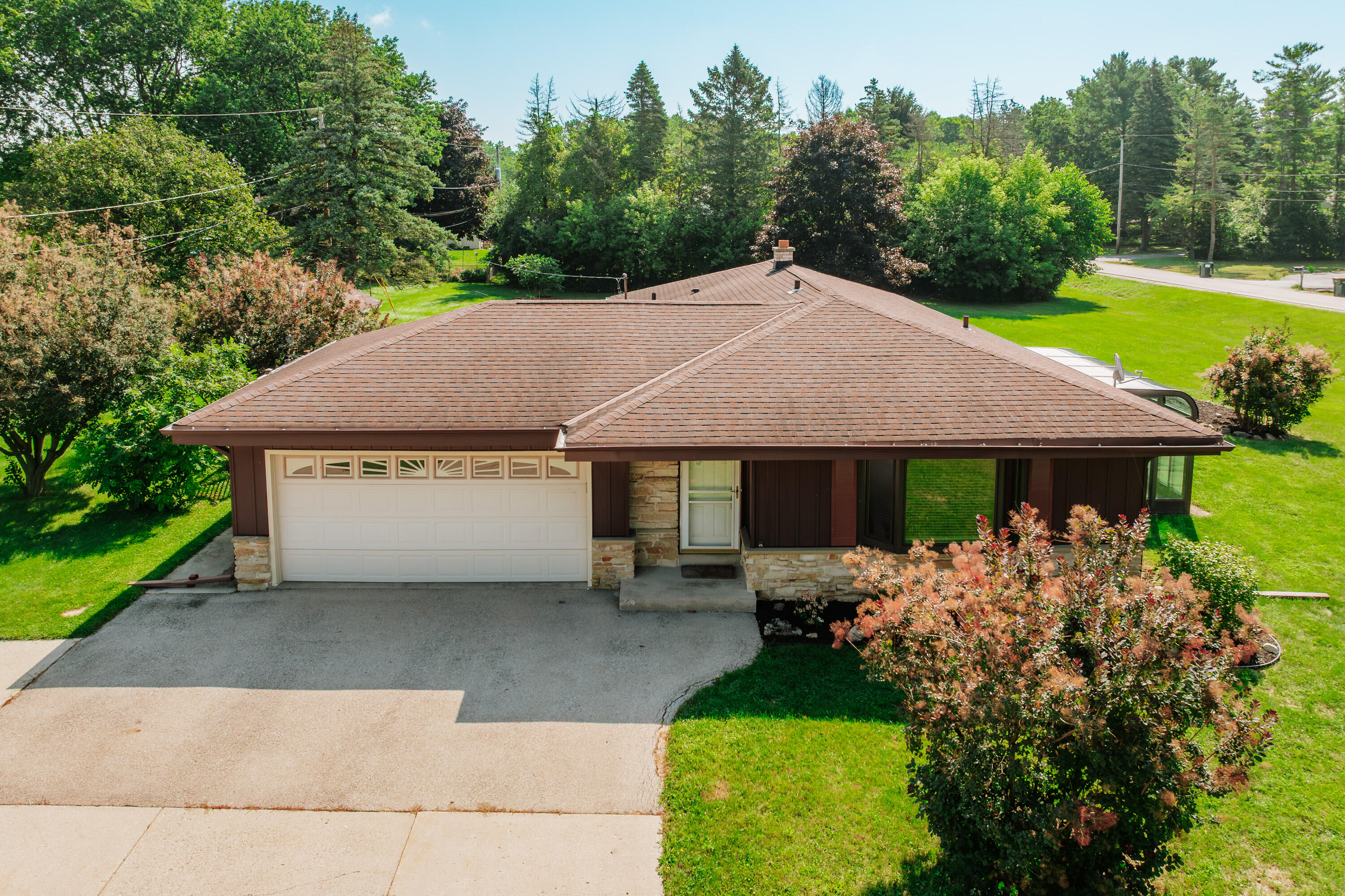 9036 S 21st For Sale, Oak Creek, WI 53154 Home | ByOwner